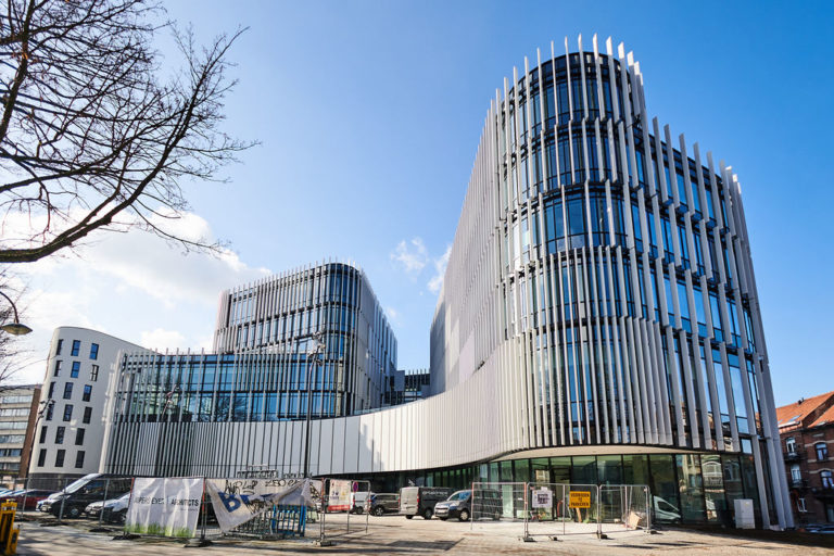 Welcome to Etterbeek's new, energy-efficient municipal building ...